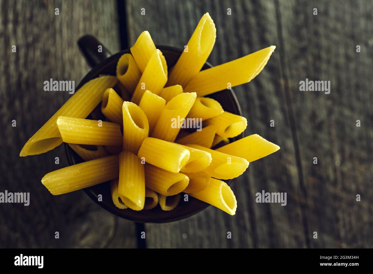 Yellow pasta hi-res stock photography and images - Alamy