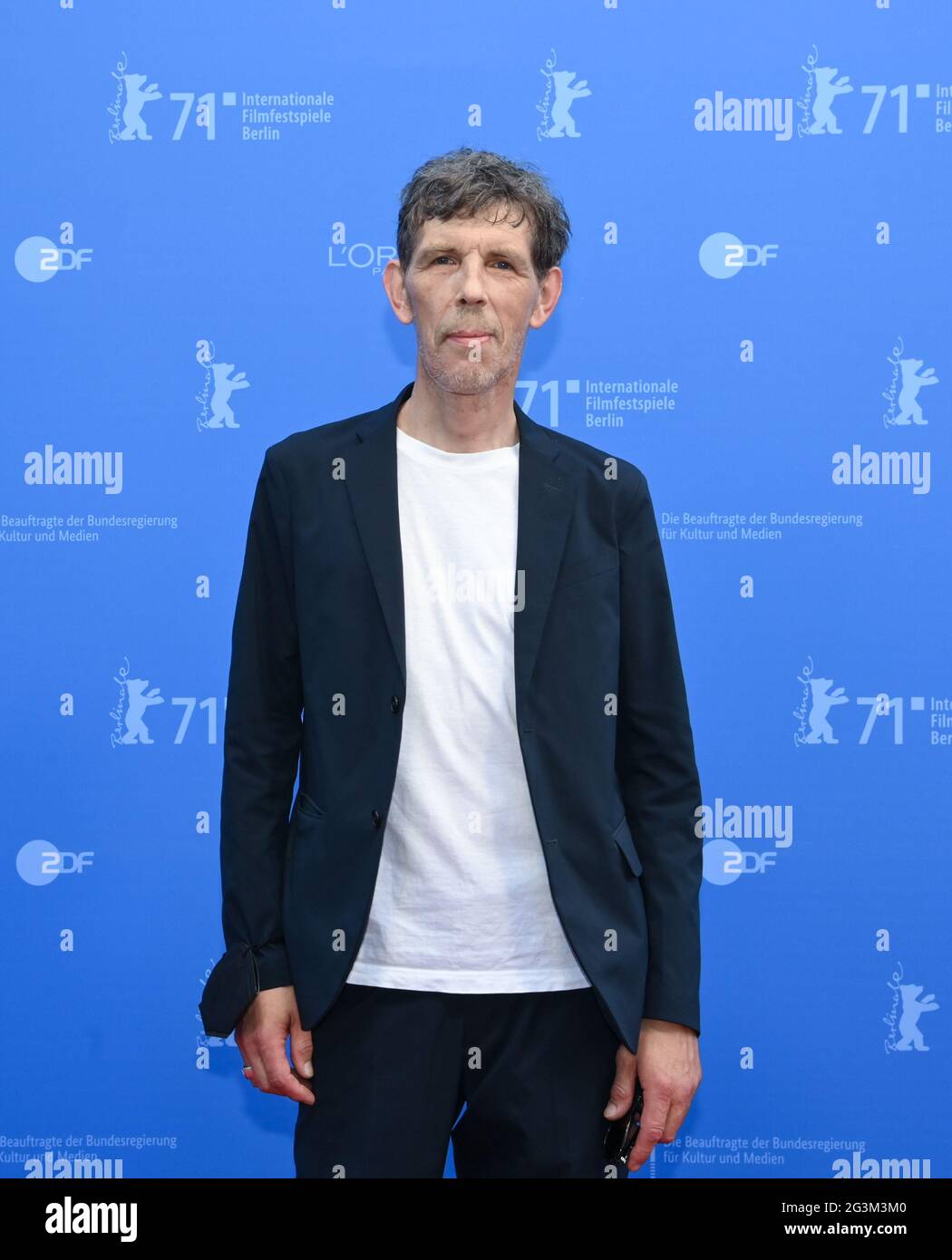 16 June 2021, Berlin: Actor Gode Benedix comes to the premiere of the ...