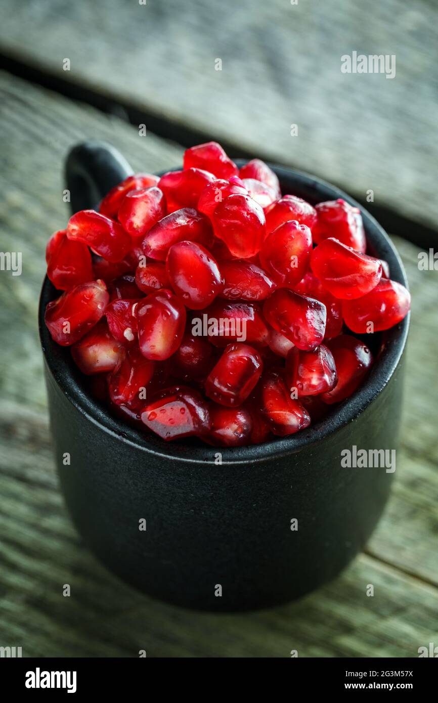 Small red seeds hi-res stock photography and images - Alamy