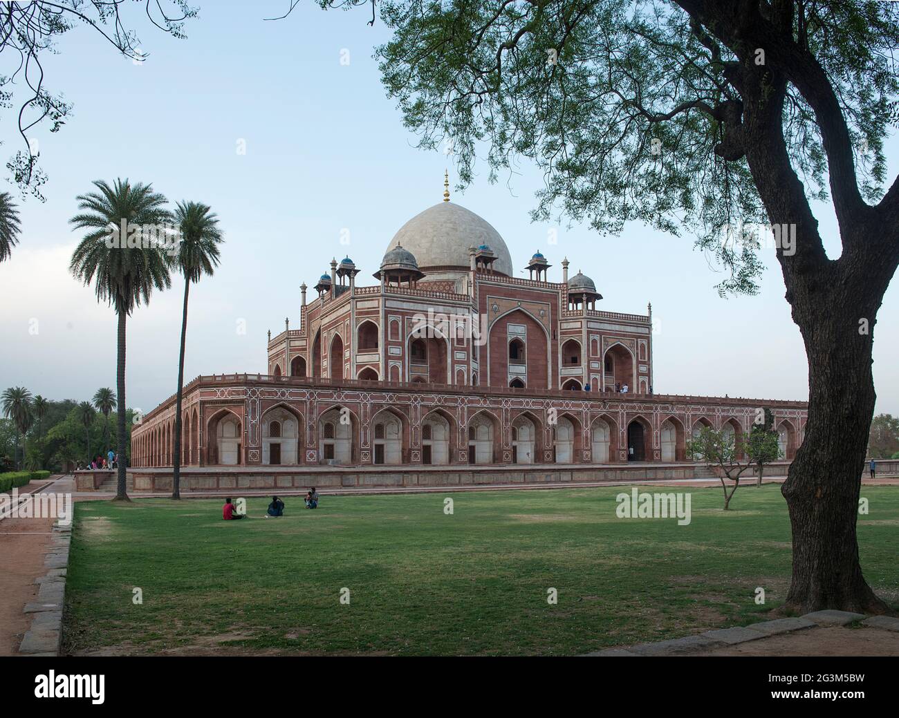 Humayun's Tomb, New Delhi, India. Second ruler of the Mughal Dynasty ...