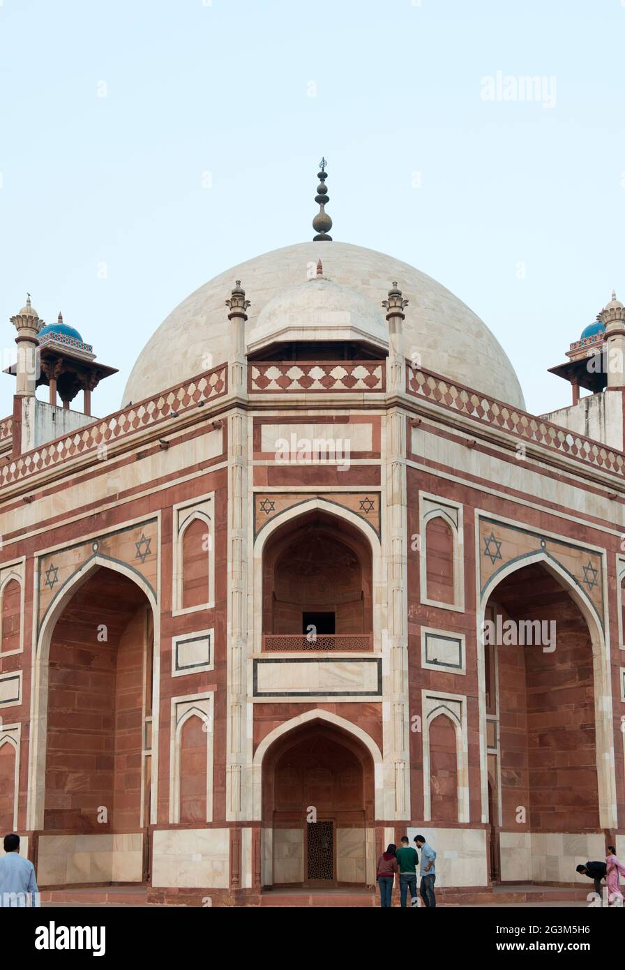 Humayun's Tomb, New Delhi, India. Second ruler of the Mughal Dynasty ...