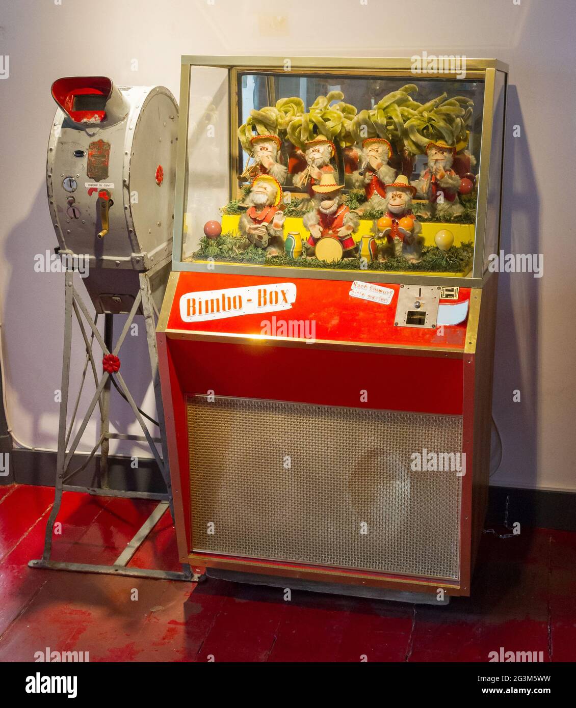 Roden, the Netherlands, january 11, 2018 - Vintage Bimbo Box machine ...