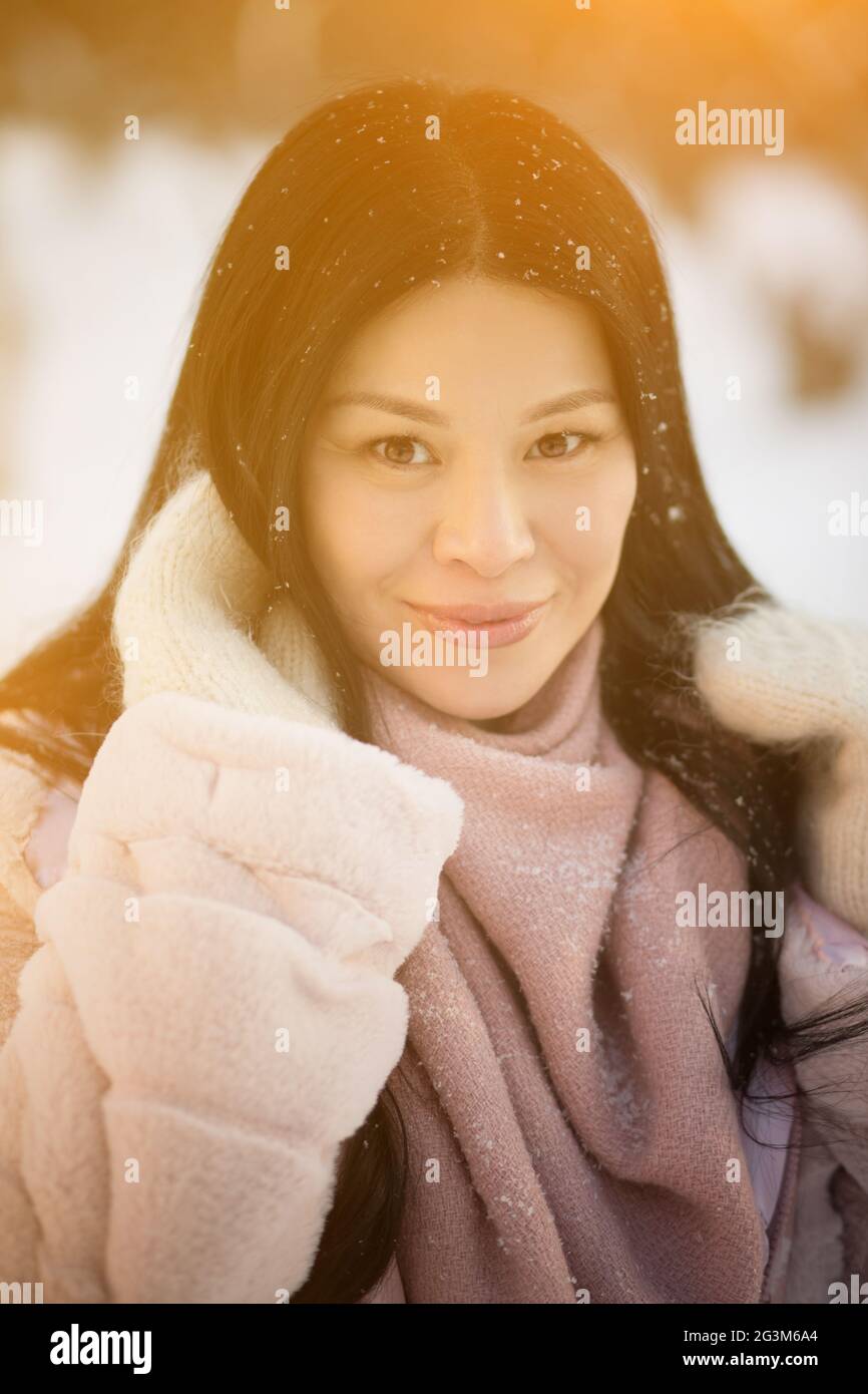 Asian backdrop hi-res stock photography and images - Alamy