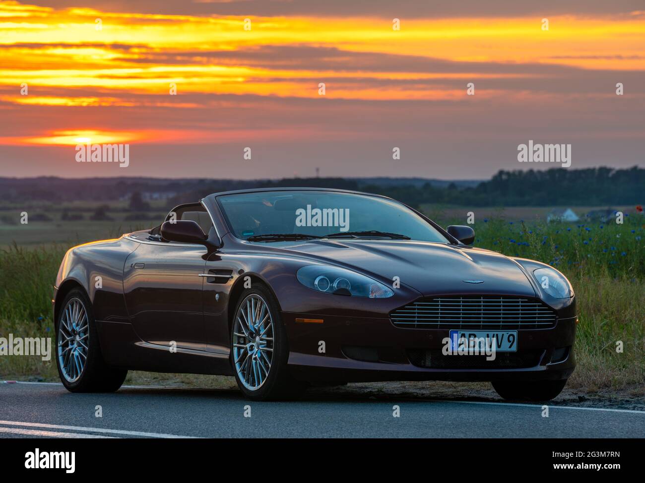 Aston Martin Db9 Classic High Resolution Stock Photography and Images ...