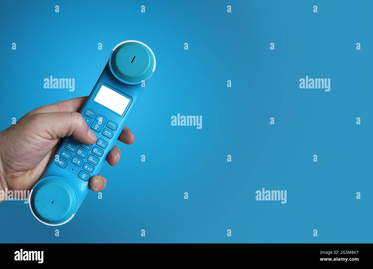 Telephone receiver in hand Stock Photo - Alamy