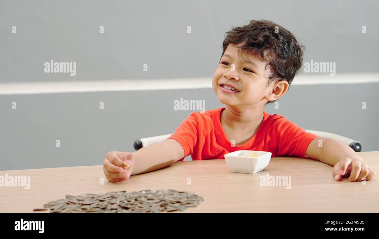 Cute Kid Smiling Stock Photo - Alamy