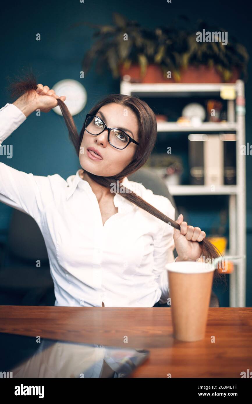 Strangling lady hi-res stock photography and images - Alamy