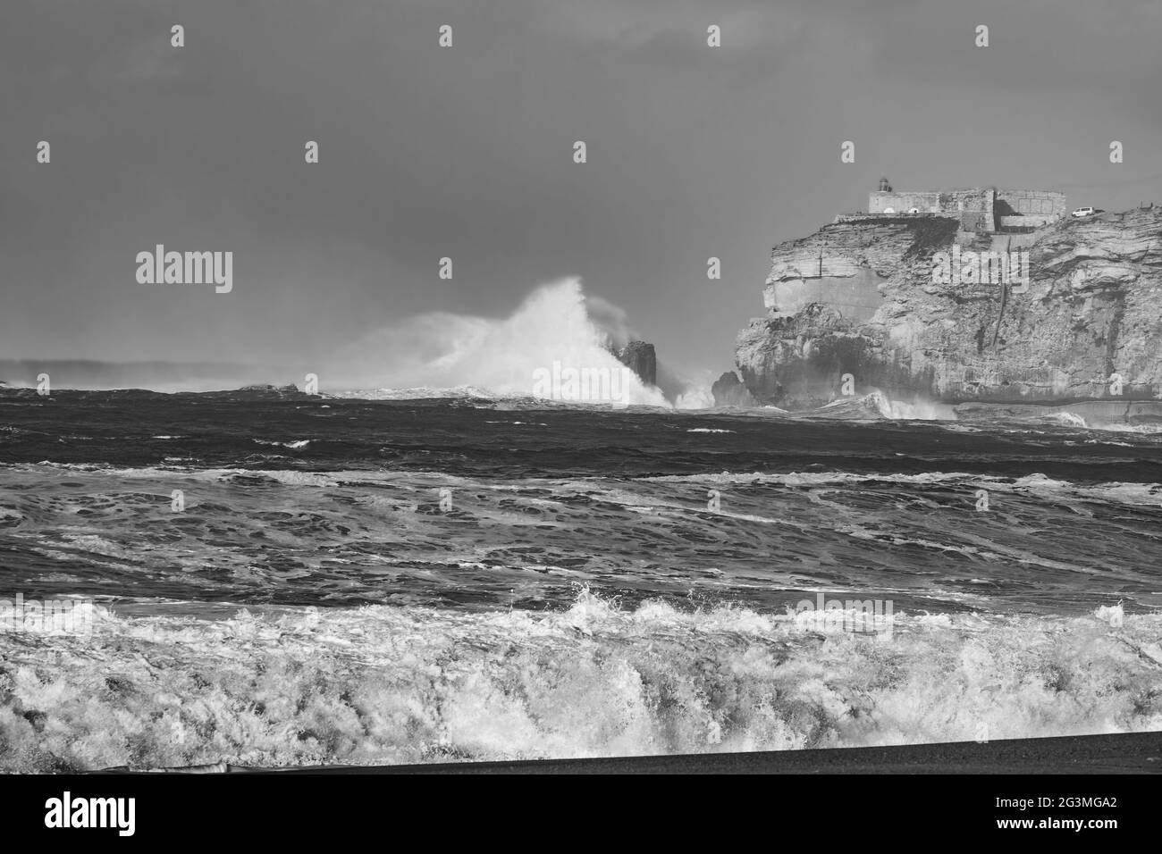 Winter sea at Nazaré Stock Photo - Alamy