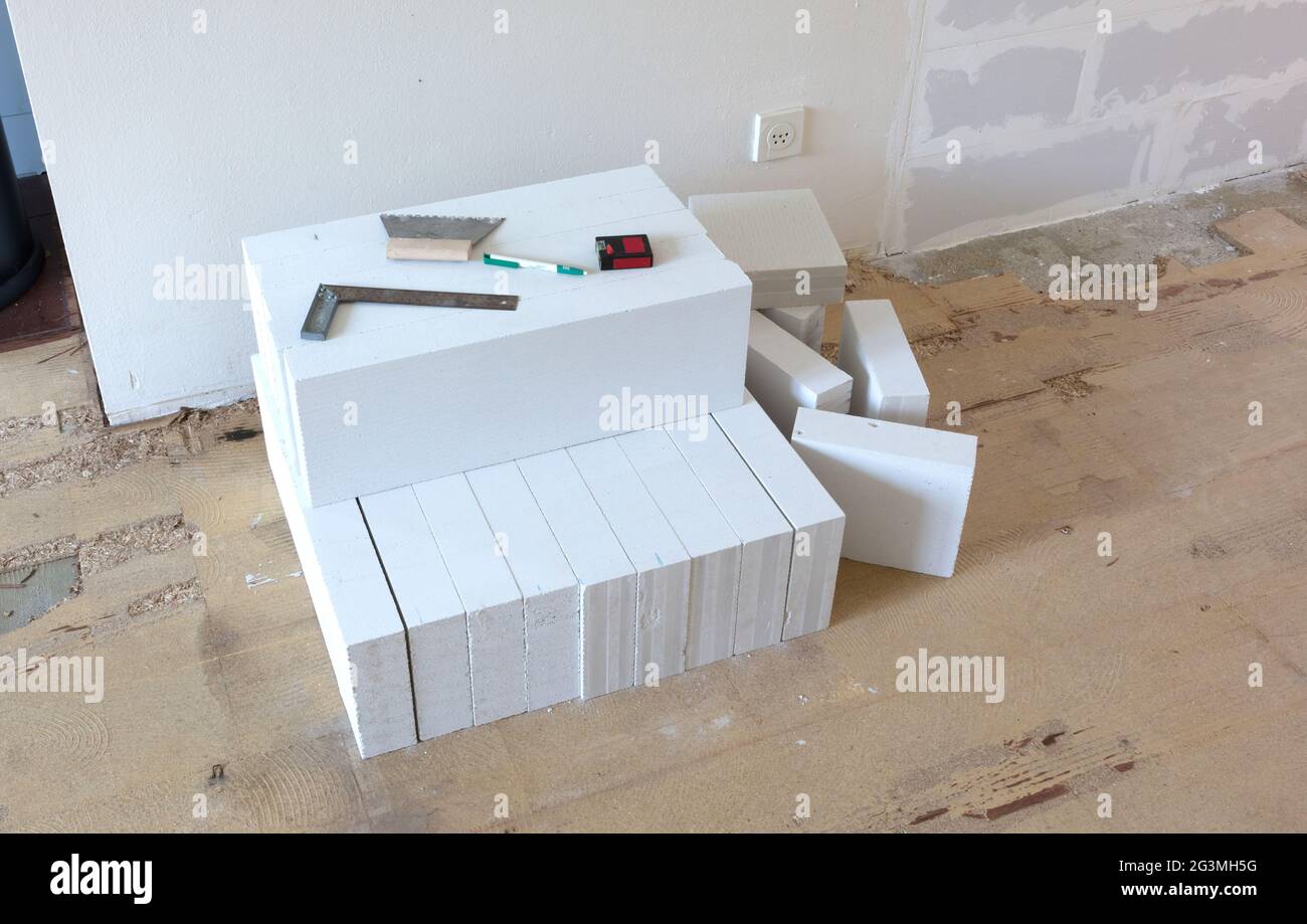 Lightweight concrete blocks hi-res stock photography and images - Alamy