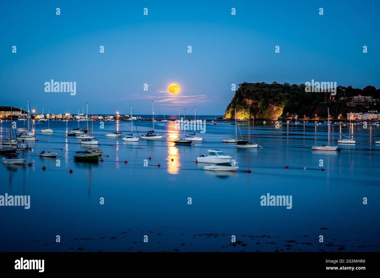 Super moon rising over the River Teign, Devon Stock Photo - Alamy