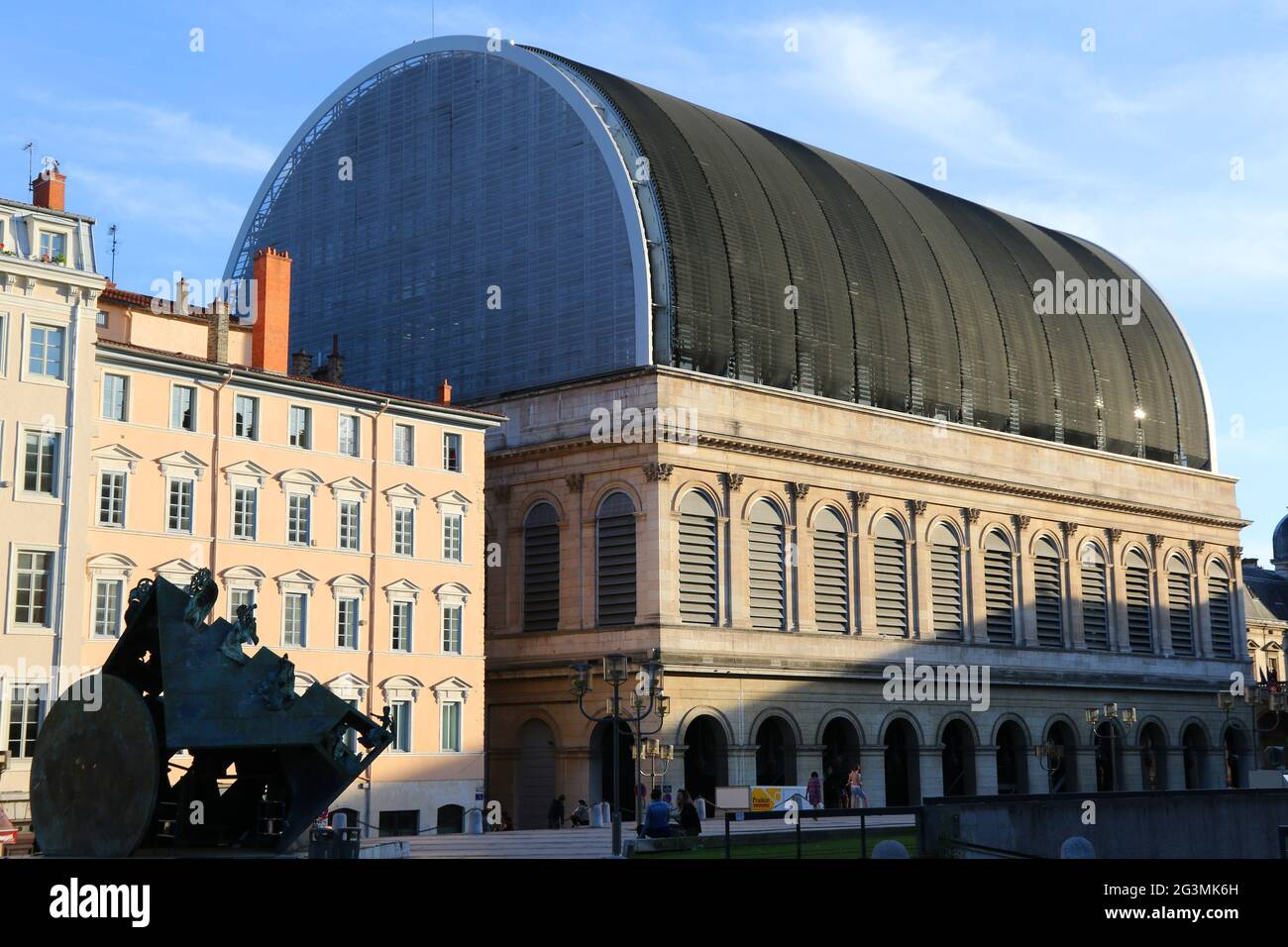 New opera of lyon hi-res stock photography and images - Alamy