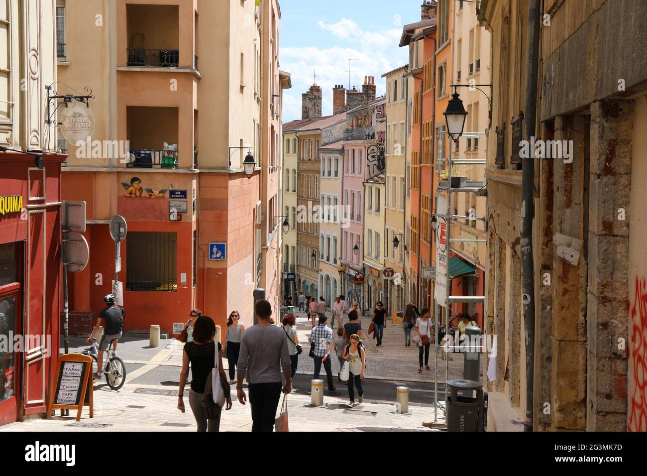 Croix rousse street hi-res stock photography and images - Alamy