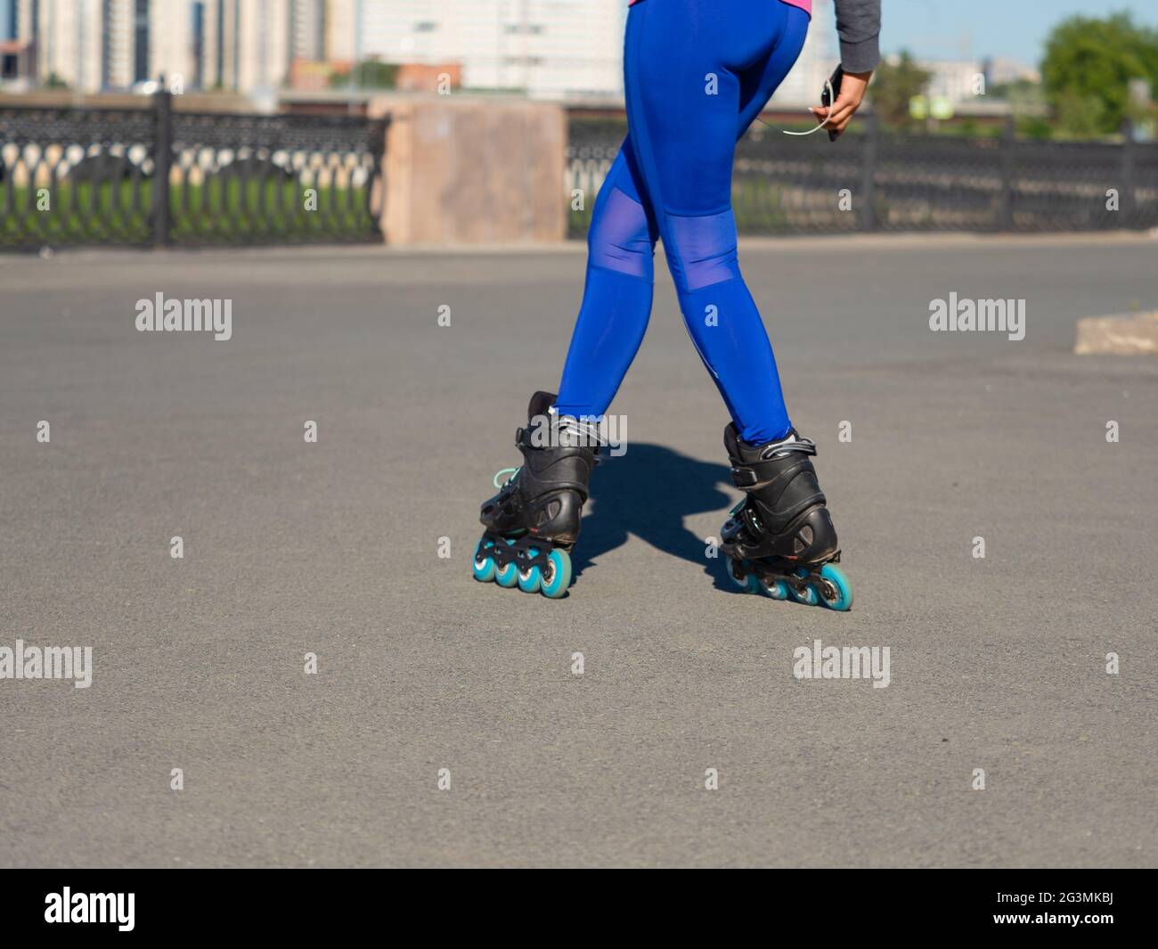 Rollerblade urban park hi-res stock photography and images - Alamy