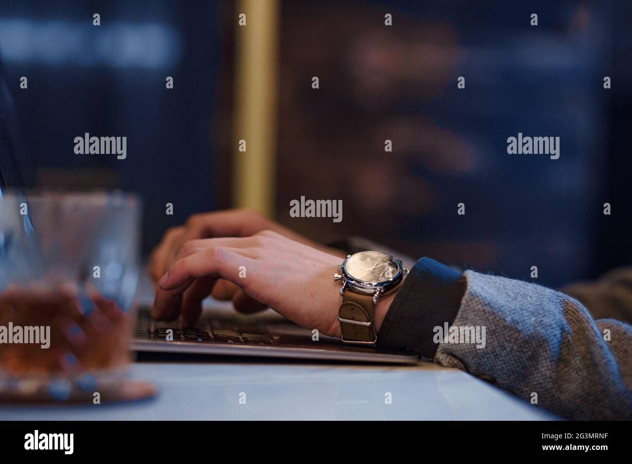 Modern typing hi-res stock photography and images - Alamy