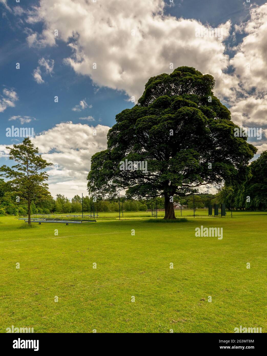 Inch club hi-res stock photography and images - Alamy