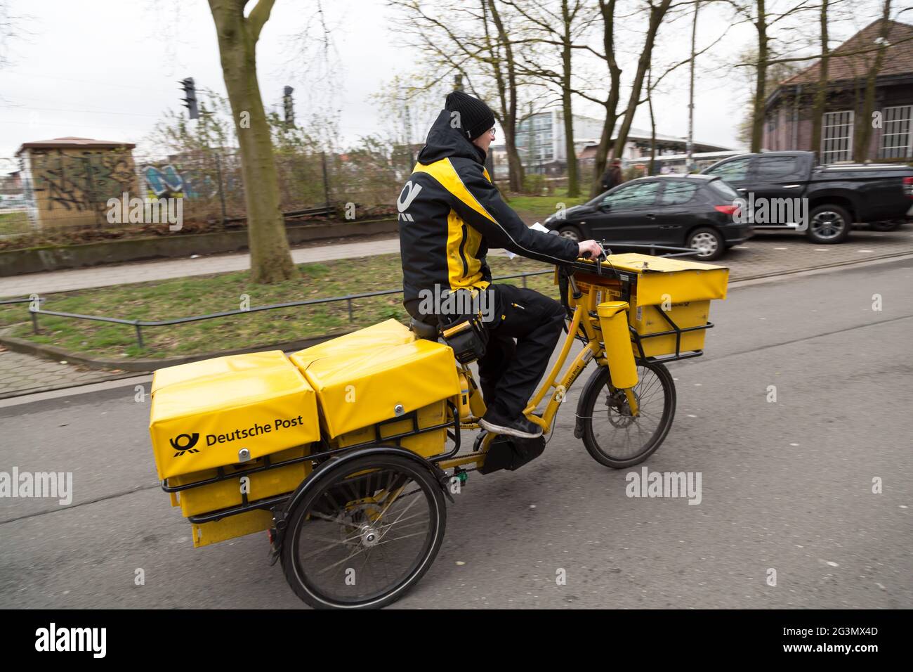 Deutsche post bicycle hi-res stock photography and images - Alamy