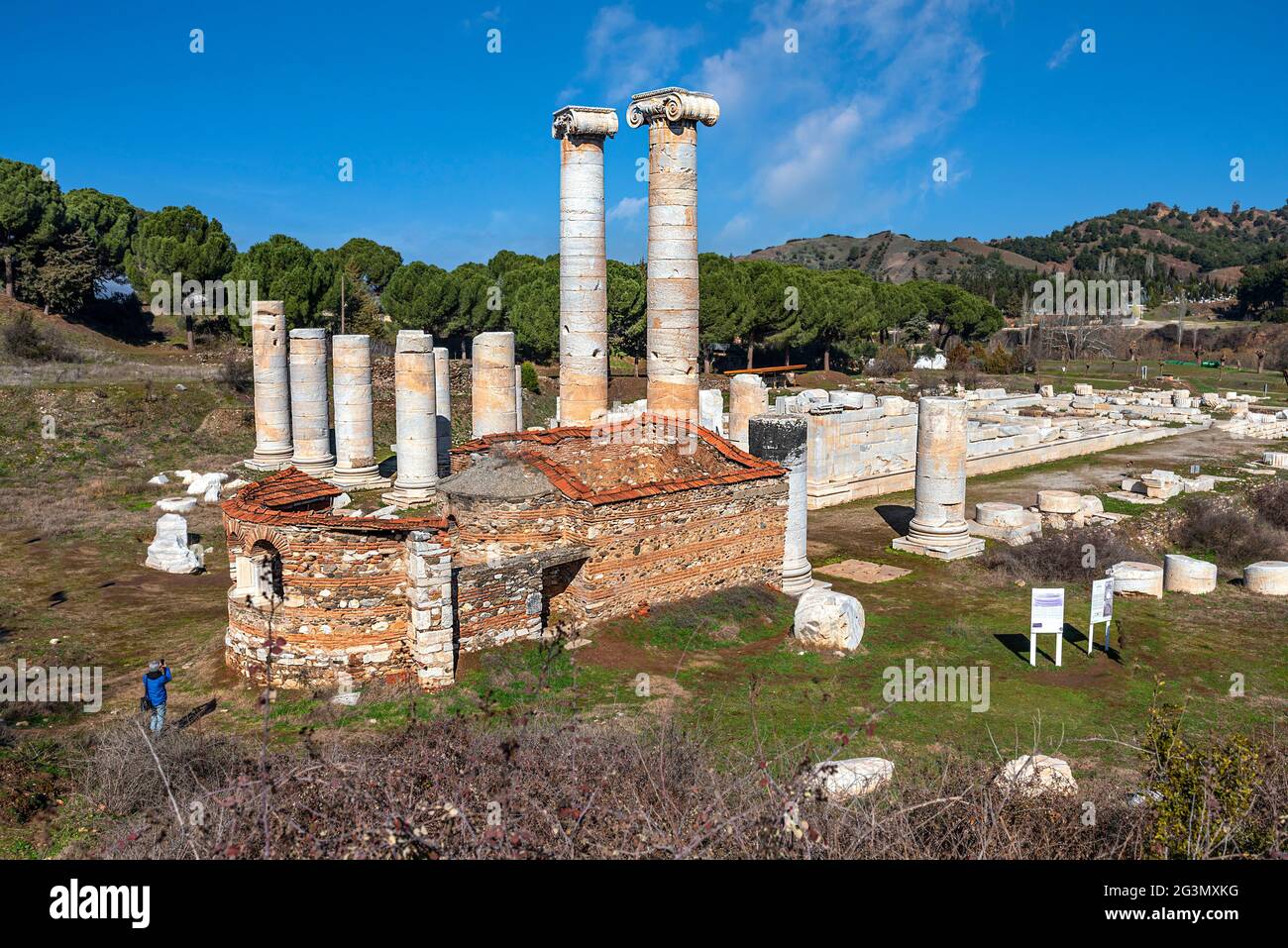 The Temple of Artemis at Sardis can best be described as a transitional ...