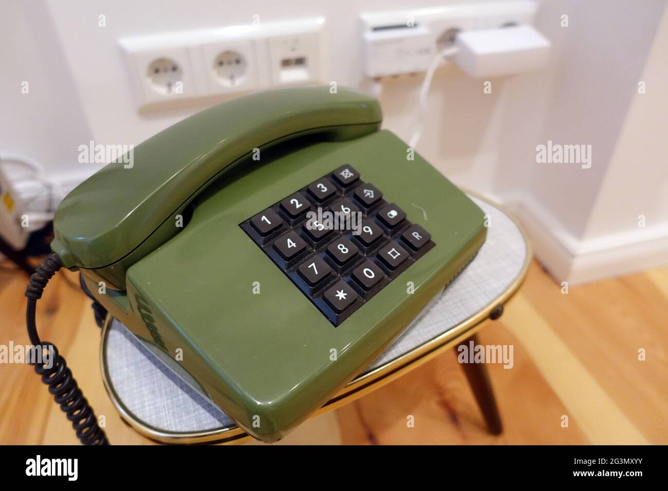 Push Button Telephone Green