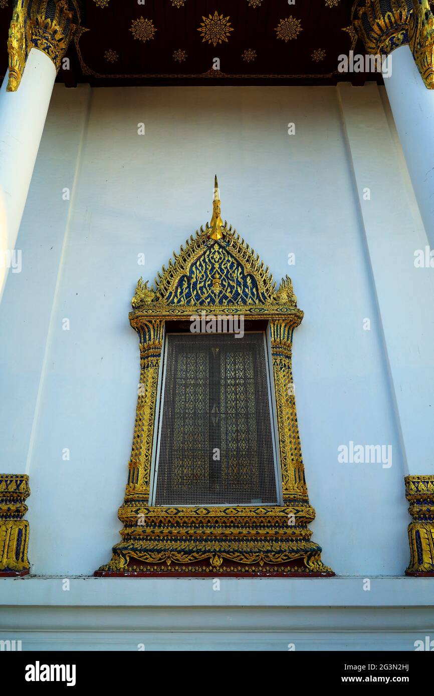 architectural detail in buddhist temple Stock Photo - Alamy