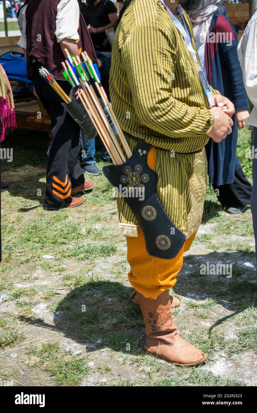 Old style wooden arrows in the case Stock Photo - Alamy