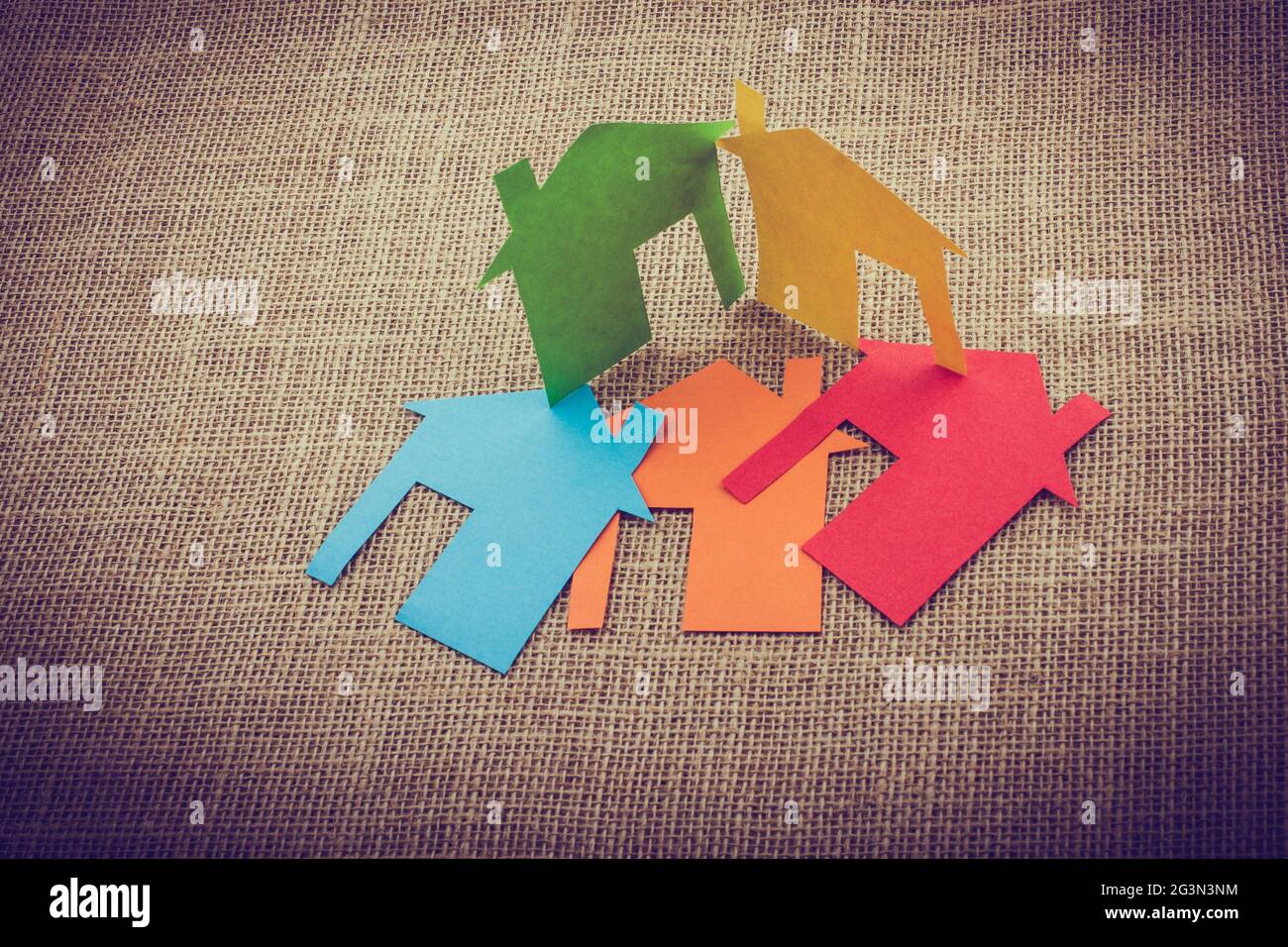 Cardboard house cut out hi-res stock photography and images - Alamy