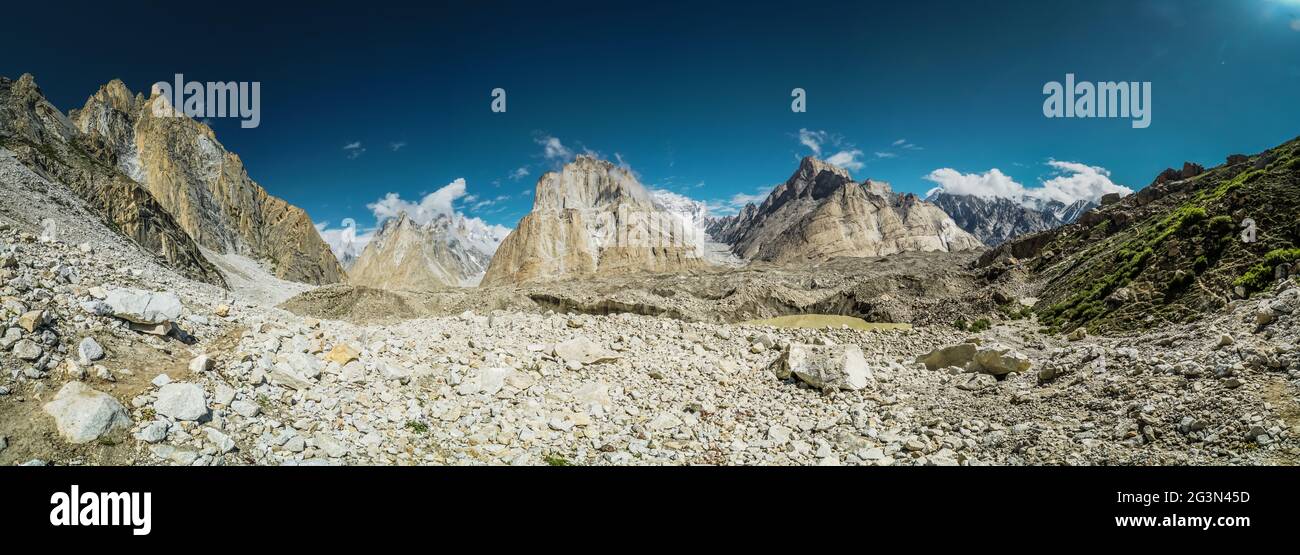 Karakoram hi-res stock photography and images - Alamy