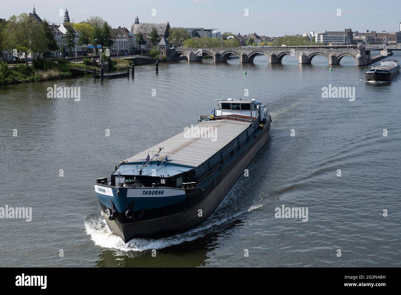 Medieval cargo ship hi-res stock photography and images - Alamy