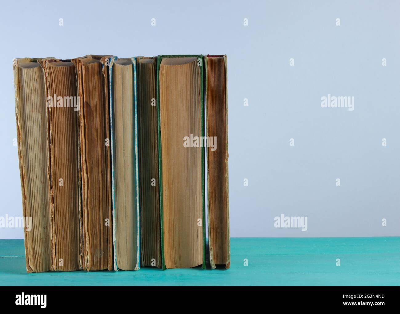 Woden library hi-res stock photography and images - Alamy
