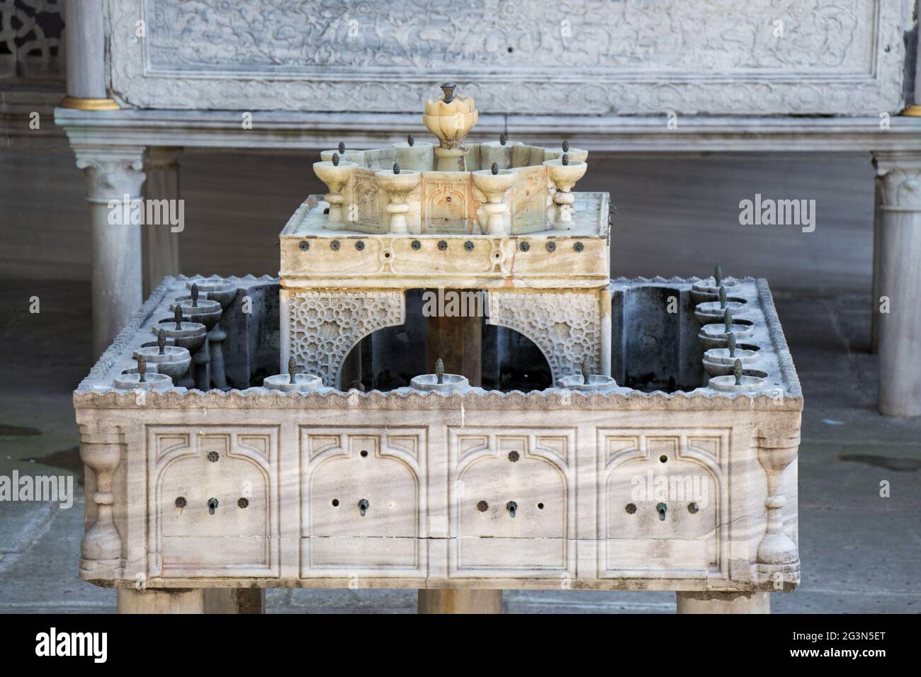 Turkish Ottoman style antique drinking water fountain Stock Photo - Alamy