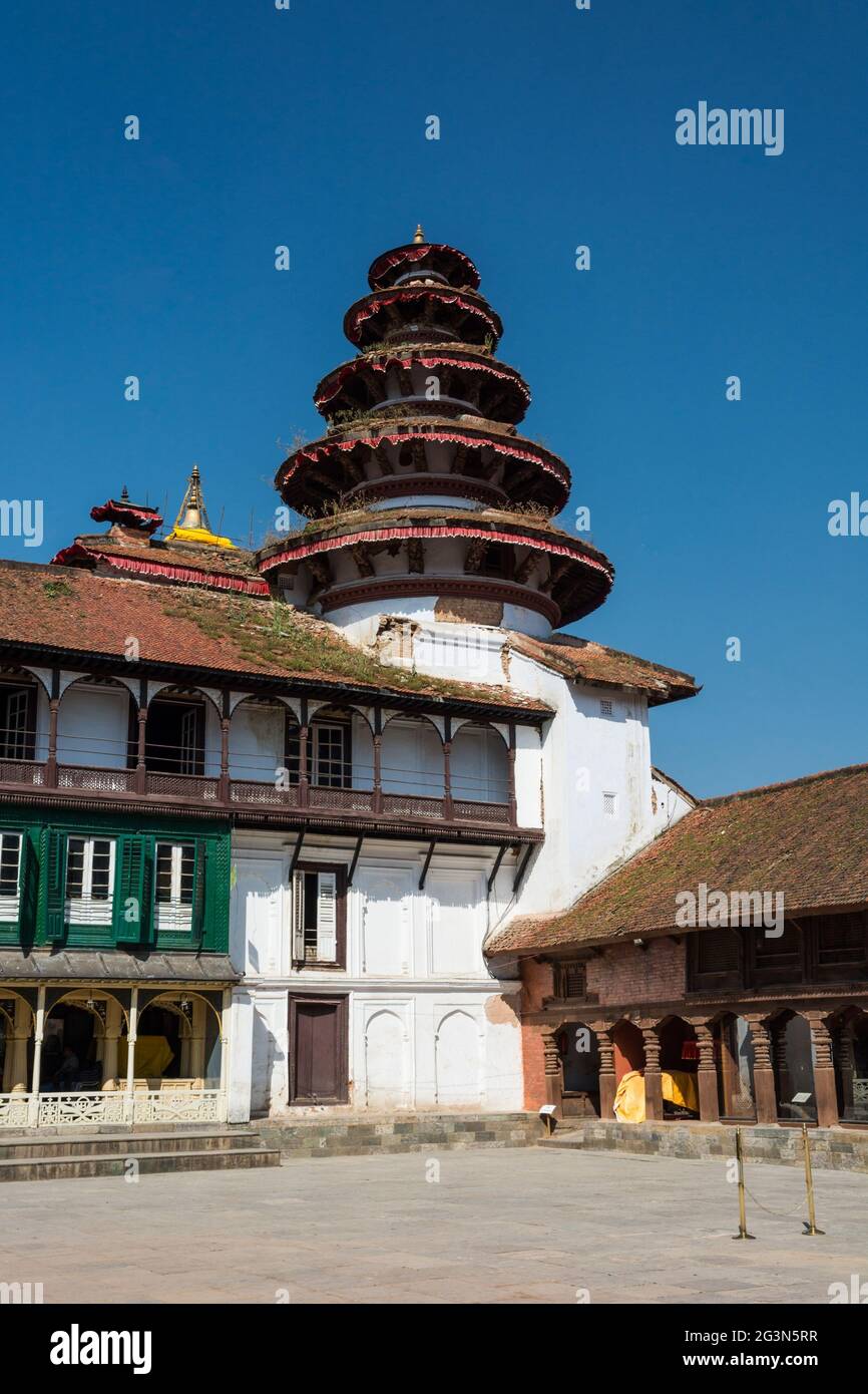 Ancient tower building rising above medieval courtyard Stock Photo - Alamy