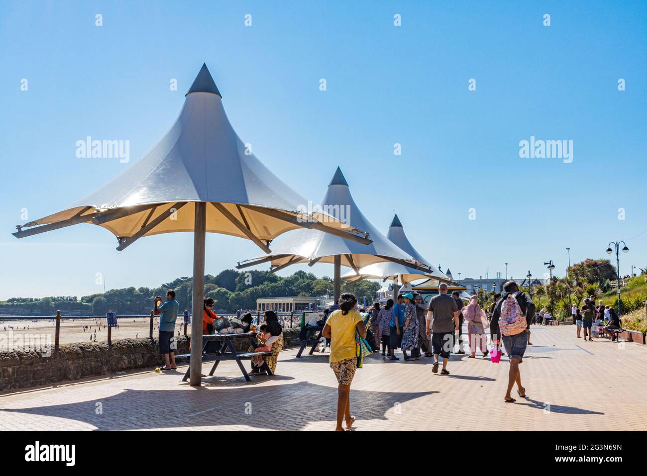 Days out with kids wales hi-res stock photography and images - Alamy