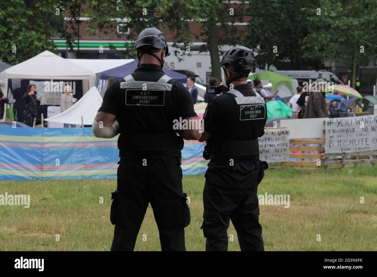 National enforcement team hi-res stock photography and images - Alamy