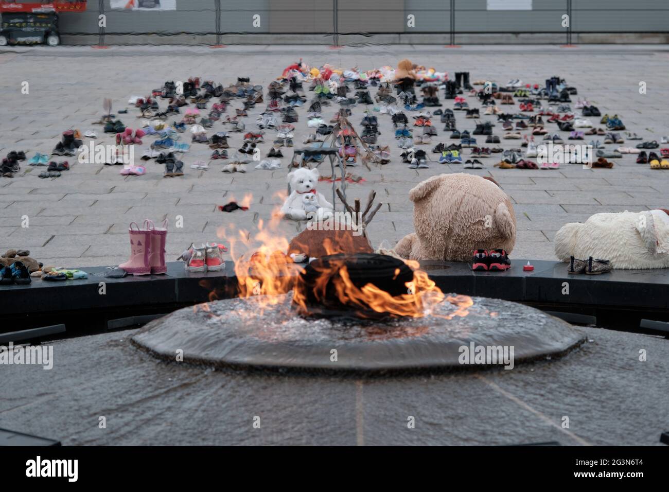 Aboriginal memorials hi-res stock photography and images - Alamy