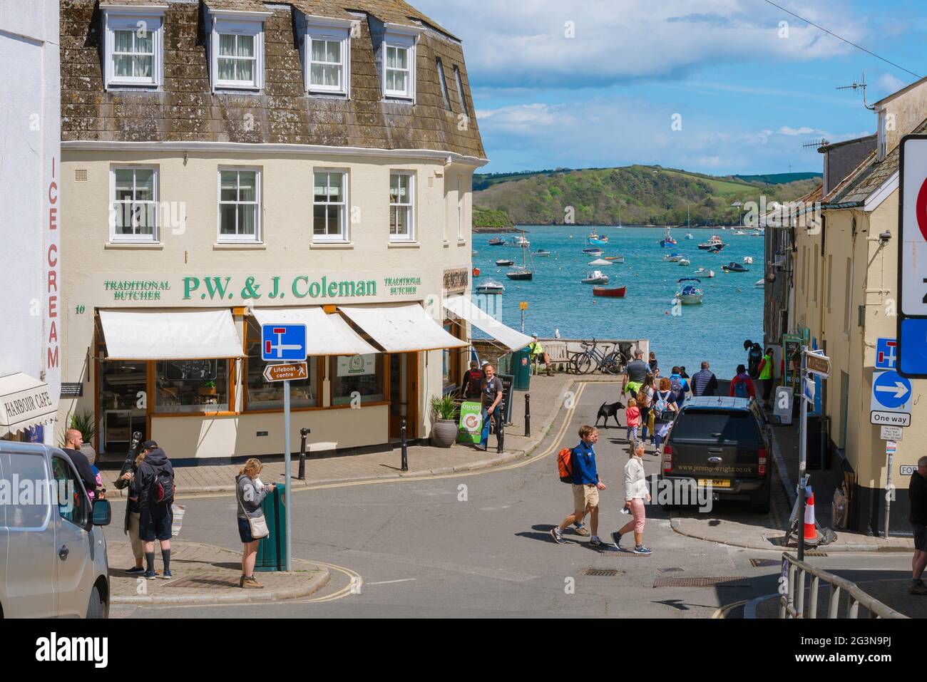 Town of salcombe hi-res stock photography and images - Alamy