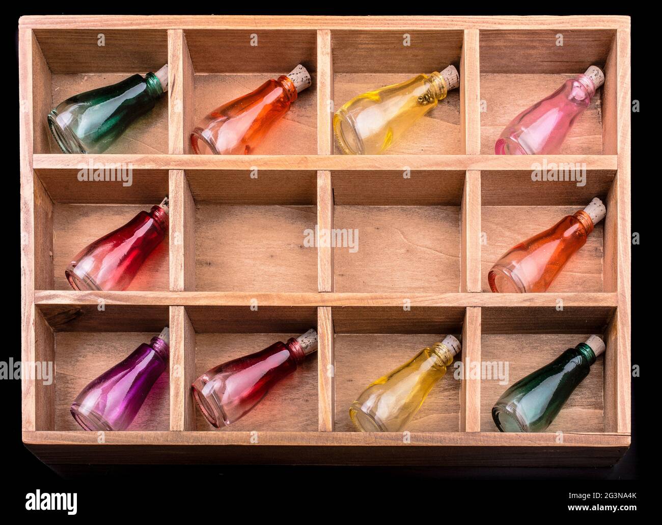Old small bottles hi-res stock photography and images - Alamy