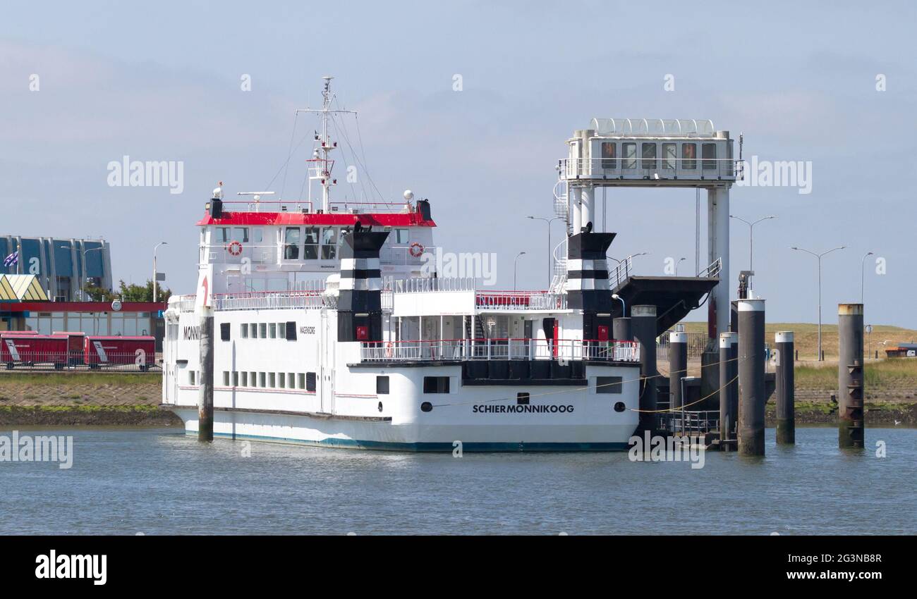 Dutch ferry from Lauwersoog to Schiermonnikoog Stock Photo - Alamy