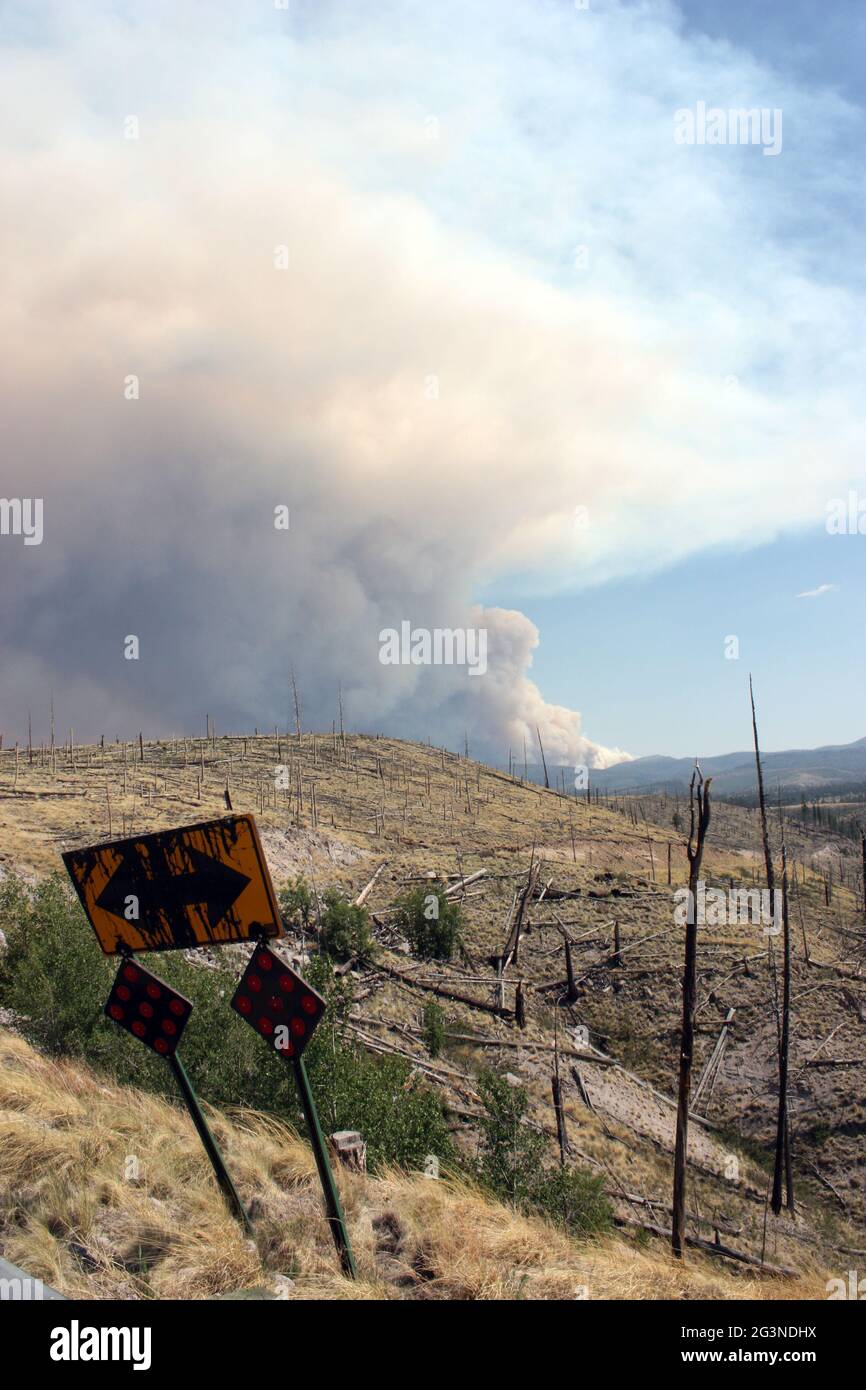 Billowing smoke from current Gila National Forest Johnson fire behind ...