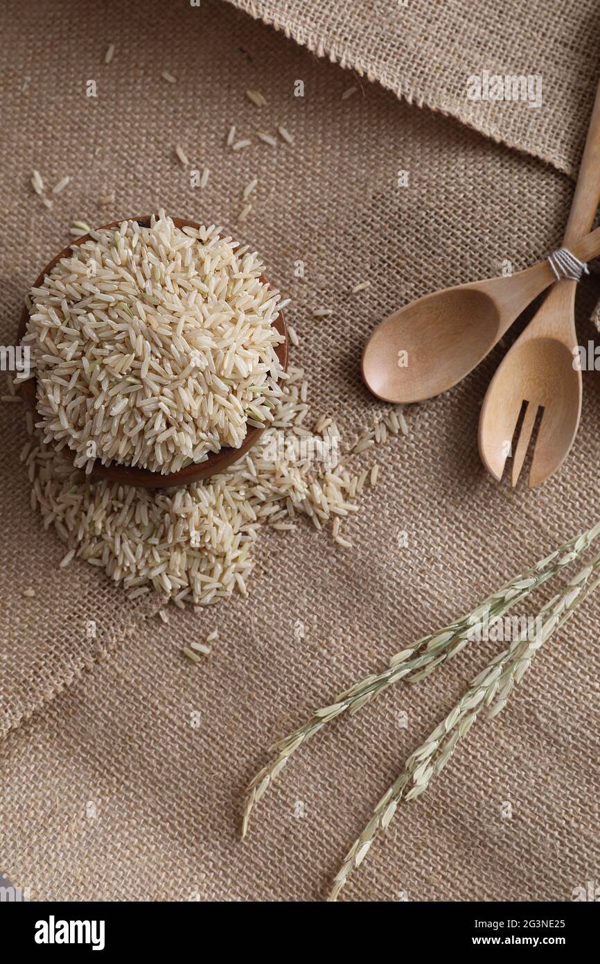 Organic raw brown rice in close up Stock Photo - Alamy