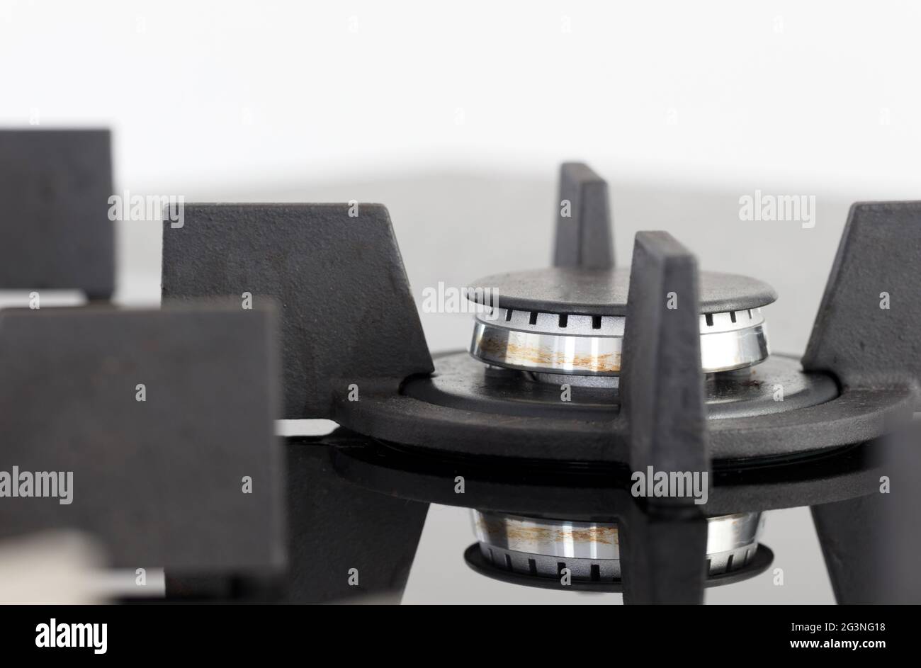 Side view of gas modern stove Stock Photo - Alamy