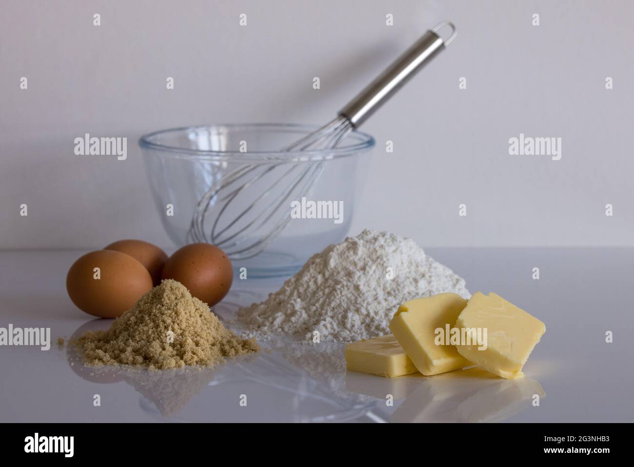 Cake baking preparation Stock Photo - Alamy