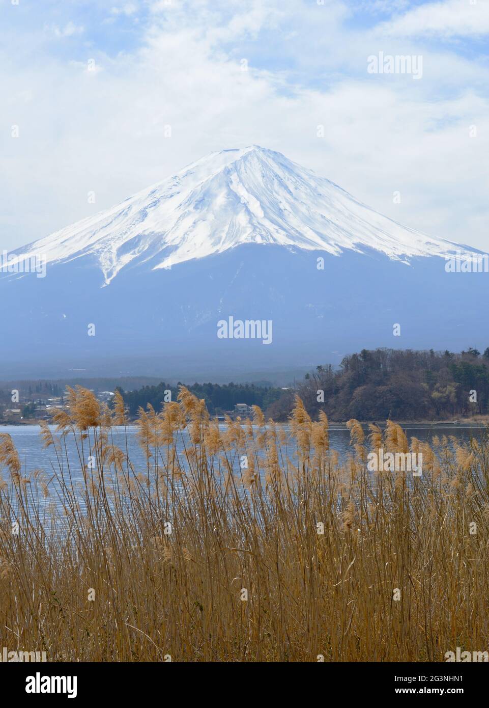 Mt fuji snow cap hi-res stock photography and images - Alamy