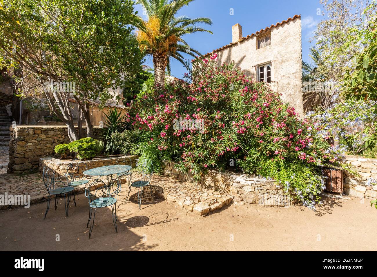 Village pigna hi-res stock photography and images - Alamy