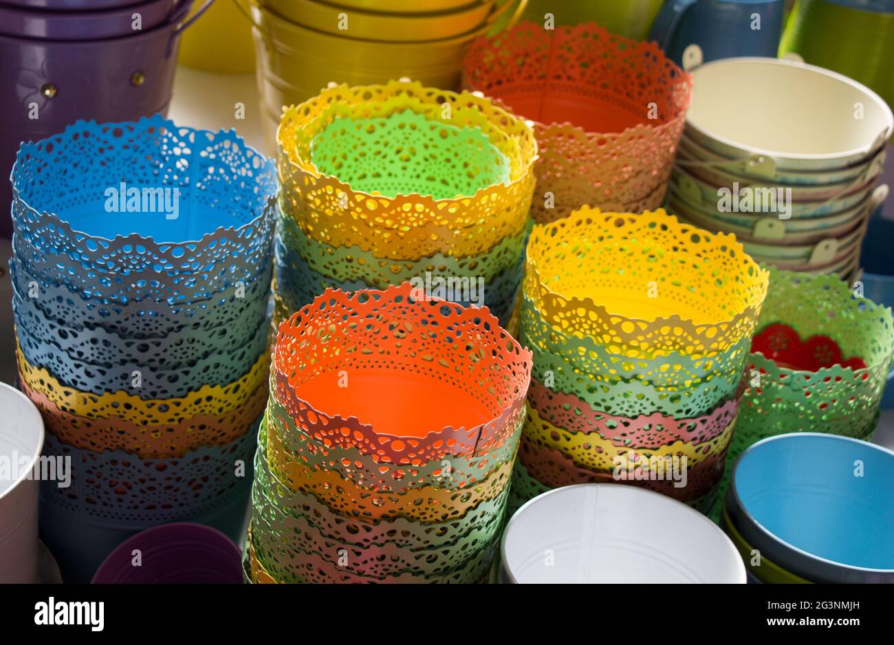 Multicolored pots hi-res stock photography and images - Alamy