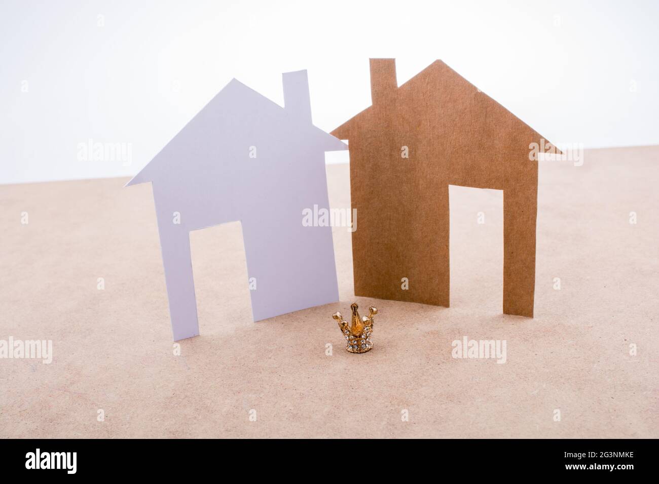 Paper model architecture hi-res stock photography and images - Alamy