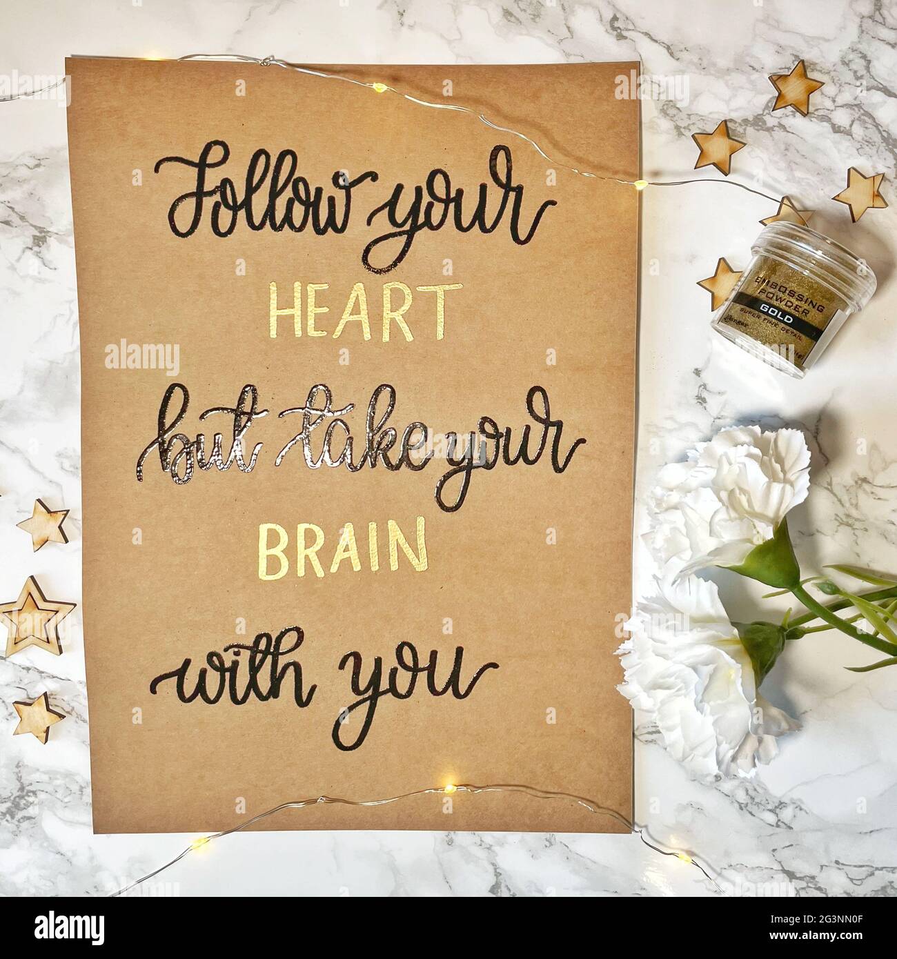 Paper craft brain hi-res stock photography and images - Alamy