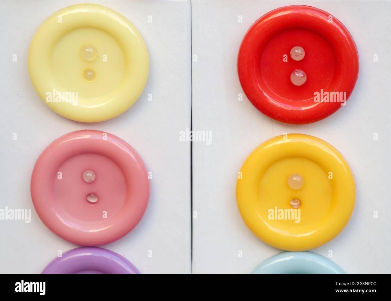 Set of colorful bright sewing buttons Stock Photo - Alamy
