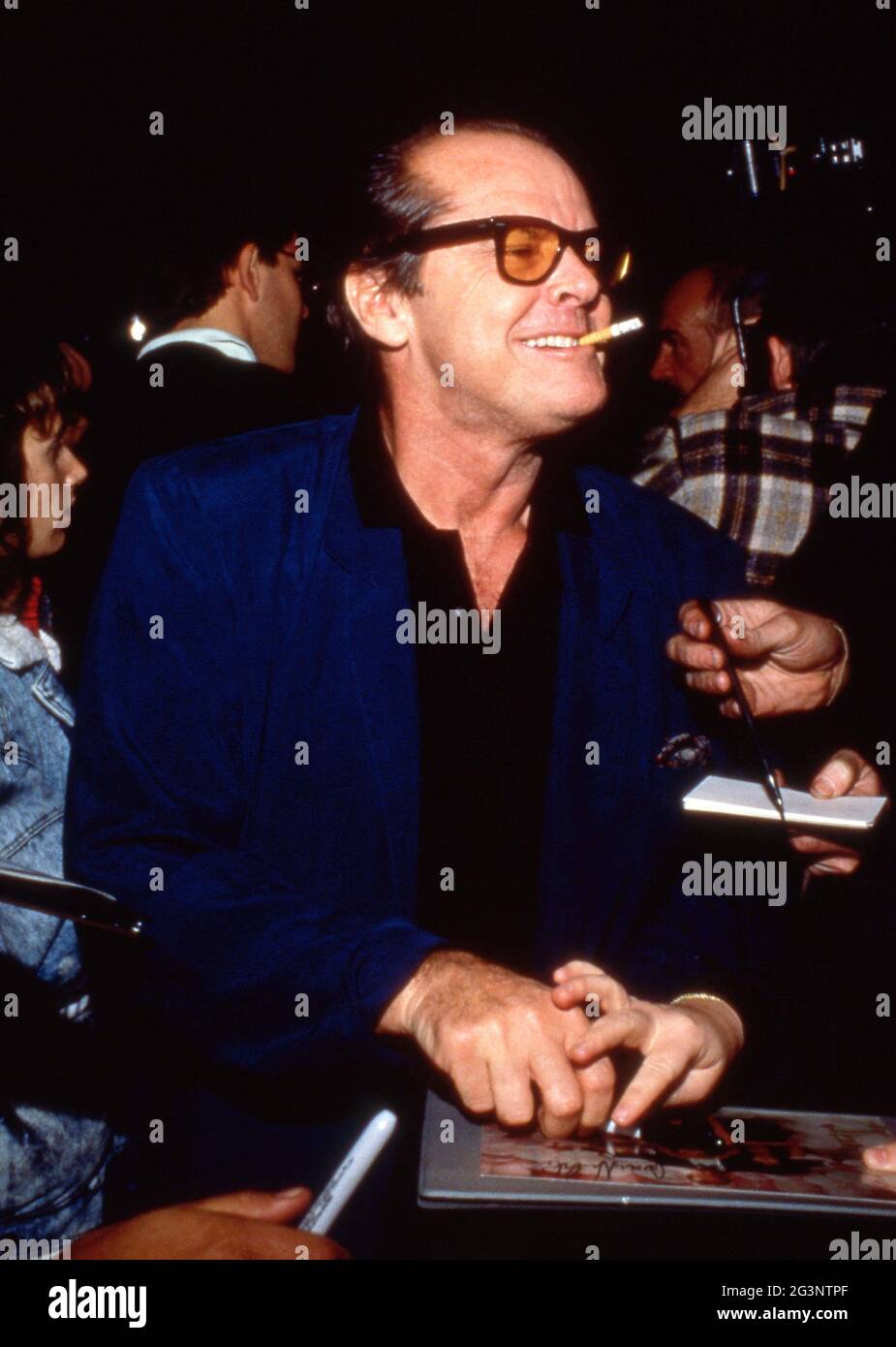 Jack Nicholson at the Premiere of "Throw Momma From The Train ...