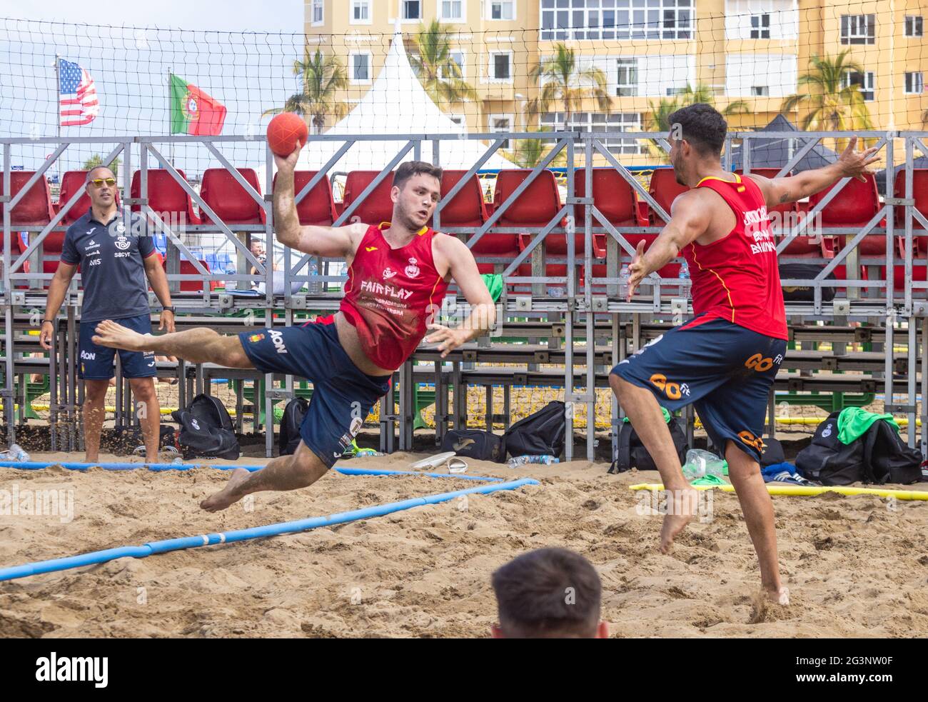 Las Palmas, Gran Canaria, Canary Islands, Spain. 17th June, 2021. Teams ...