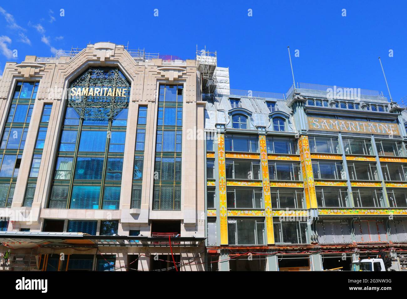 PARIS (75). STORE THE SAMARITAINE Stock Photo - Alamy