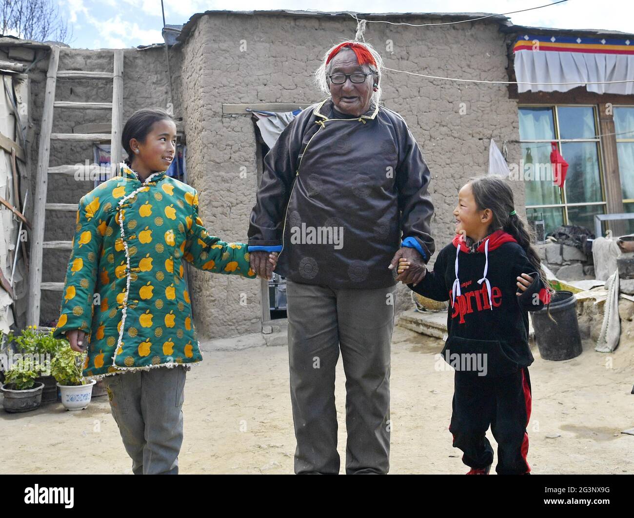 Xaga hi-res stock photography and images - Alamy